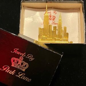 Park Lane | Jewelry | Vintage 989 New York Skyline Broach Park Lane ...